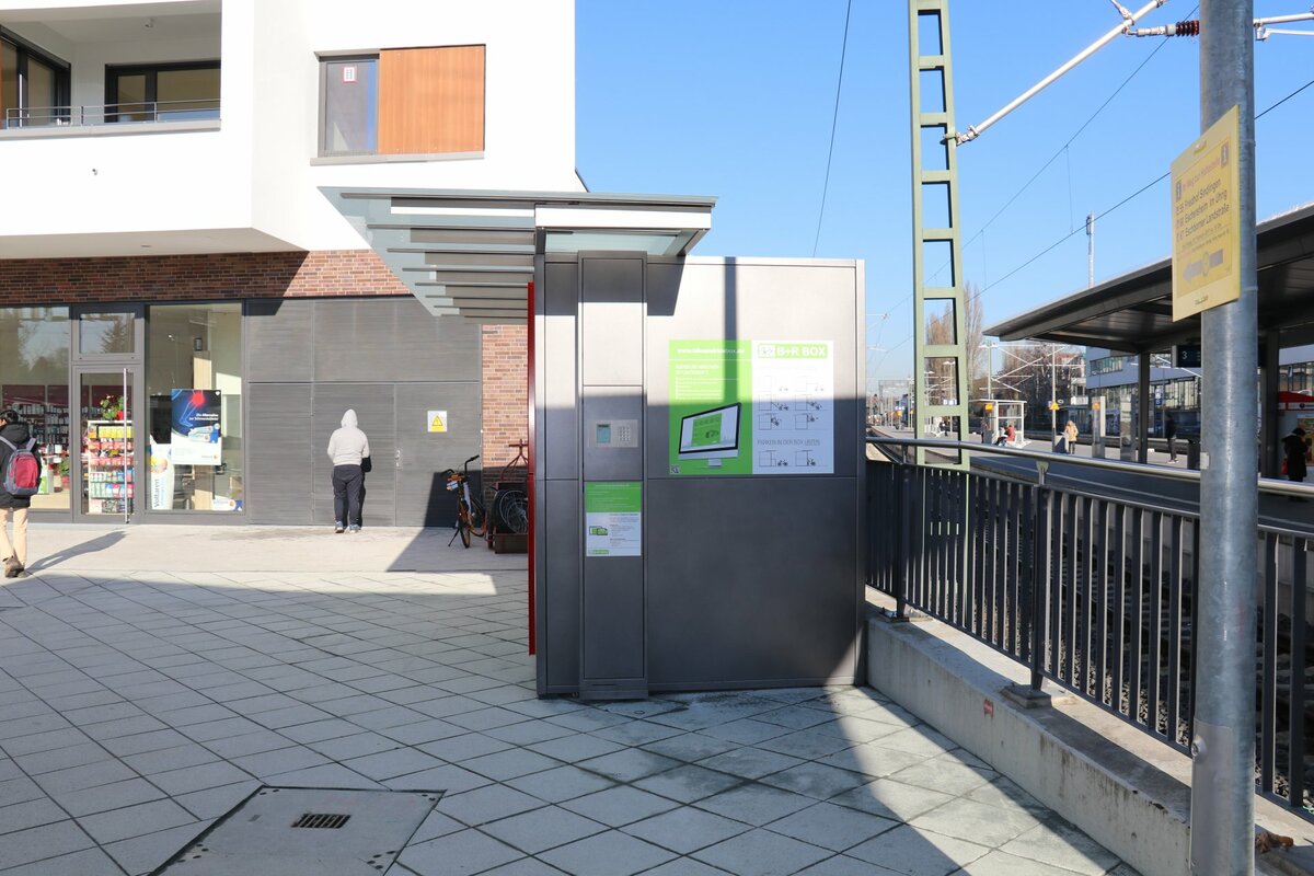 Einweihung neue Bike and Ride Box in Frankfurt (Main) - Rödelheim ...